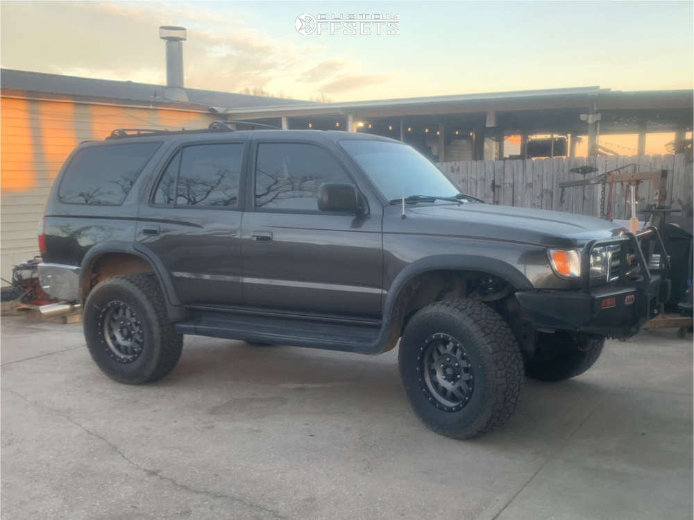 1997 Toyota 4Runner with 17x9 -12 XD Xd128 and 285/70R17 Kenda Klever ...