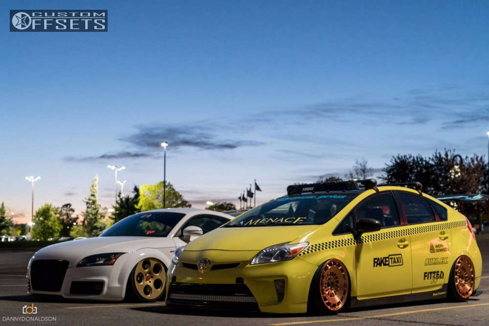 2013 Toyota Prius with 18x9.5 25 Rotiform Ccv and 205/40R18 Nitto Neo ...