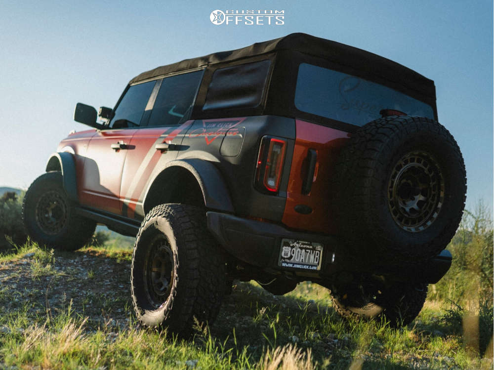 2023 Ford Bronco with 17x8.5 -18 Black Rhino Chamber and 35/12.5R17 ...