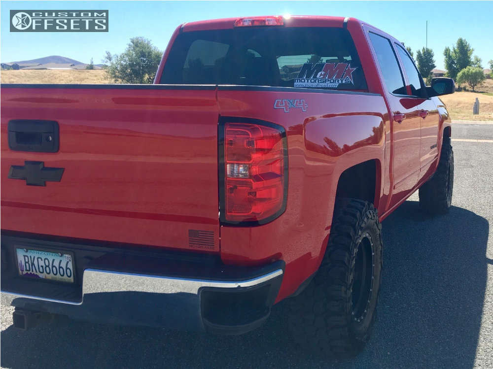 2016 Chevrolet Silverado 1500 with 17x9 -12 Method Standard and 33/12 ...