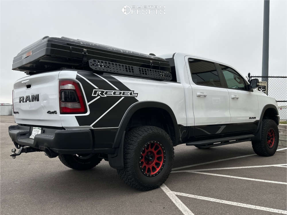 2021 Ram 1500 with 18x9 -12 Method Mr305 and 35/12.5R18 BFGoodrich All ...