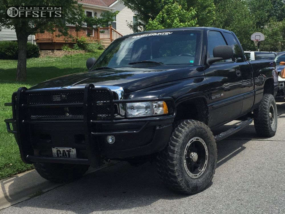 2000 Dodge Ram 1500 with 16x8 -5 Alloy Ion Style 174 and 285/75R16 ...