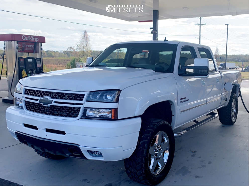 2006 Chevrolet Silverado 2500 HD with 20x8.5 12 4Play OE Wheels Cv91a ...
