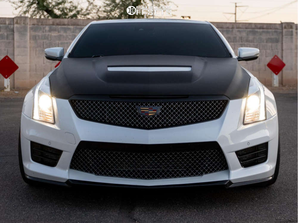 2017 Cadillac ATS with 18x9.5 24 VR Forged D03-r and 275/35R18 ...