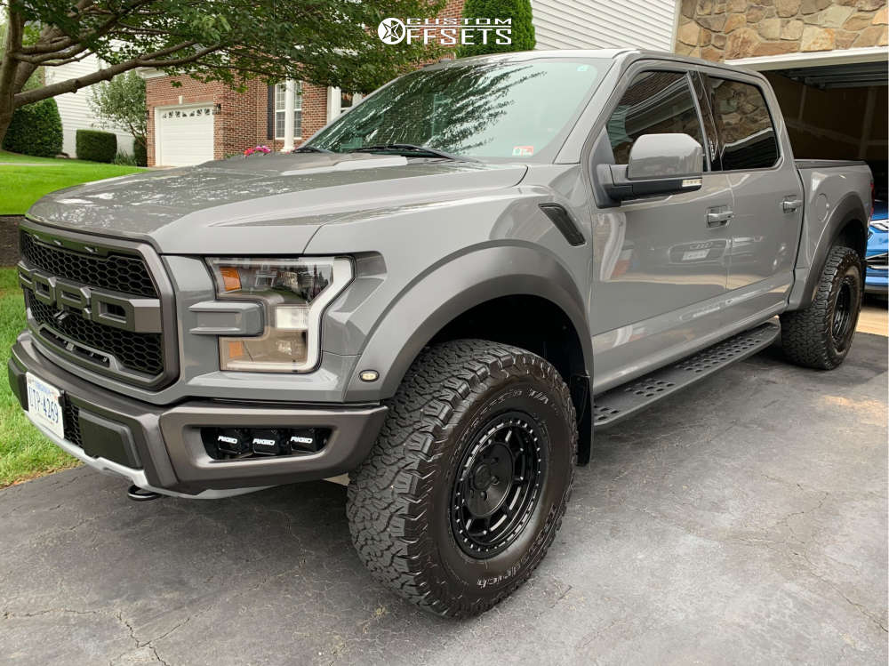 2018 Ford F-150 with 17x8.5 0 Fifteen52 Offroad Traverse Hd and 35/12 ...