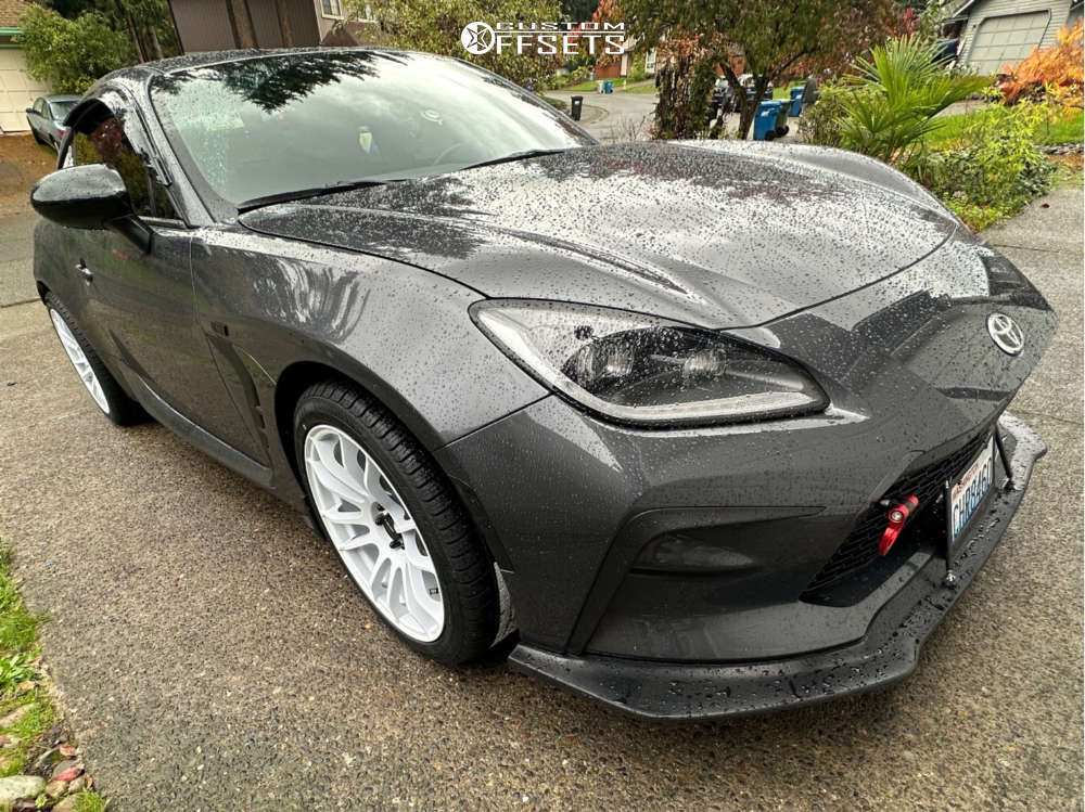 2023 Toyota GR86 with 18x8.5 33 AVID1 Av20 and 245/40R18 Toyo Tires ...