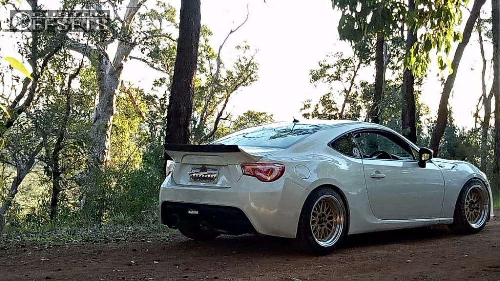 2013 Toyota 86 with 17x9.5 32 JNC JNC005 and 235/45R17 Toyo Tires ...