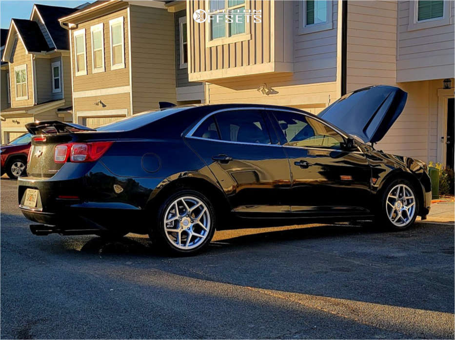 Malibu 2015 Tire Size