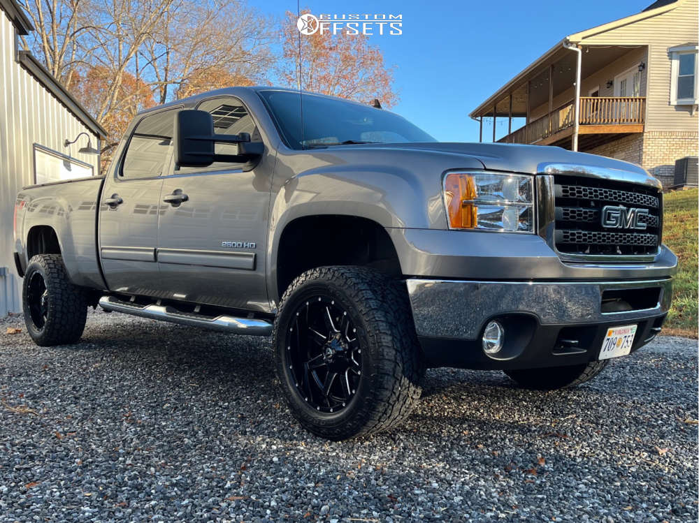 2012 GMC Sierra 2500 HD with 20x10 -18 Fuel Maverick and 305/55R20 Toyo ...