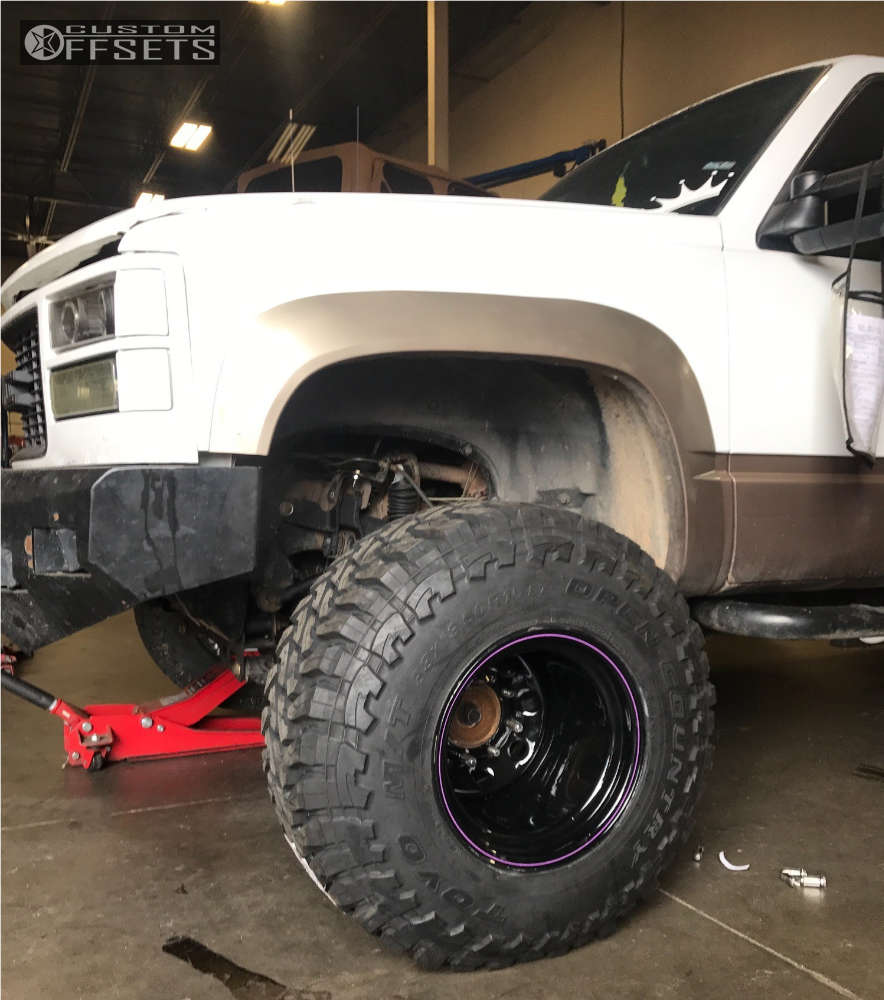 1997 GMC K2500 with 15x14 -101 Bart Wheels Super Trucker and 33/13.5R15 ...