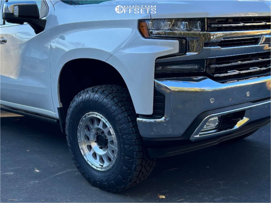 2019 Chevrolet Silverado 1500 with 18x9 18 Method Mr315 and 285/75R18 Toyo Tires Open Country A ...