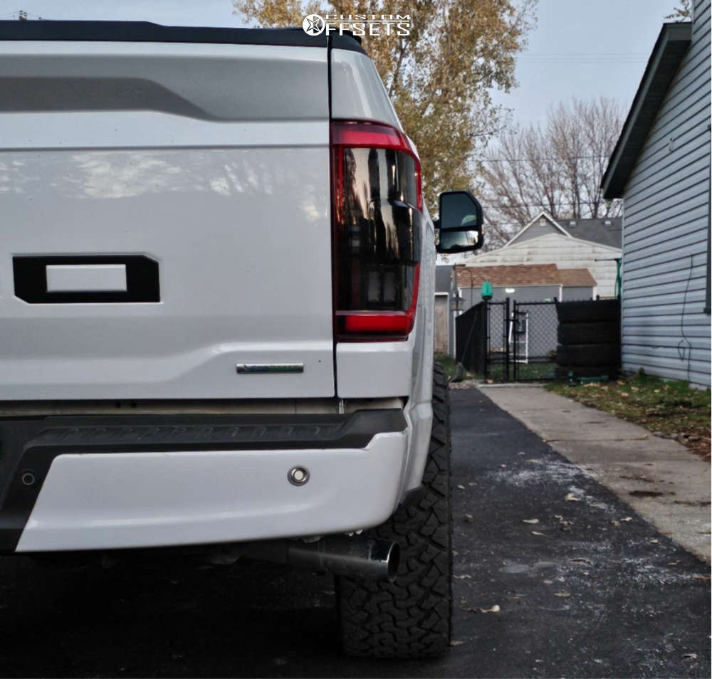 2021 Ford F-150 with 20x9 20 Fuel Rebel 6 and 285/55R20 Venom Power ...