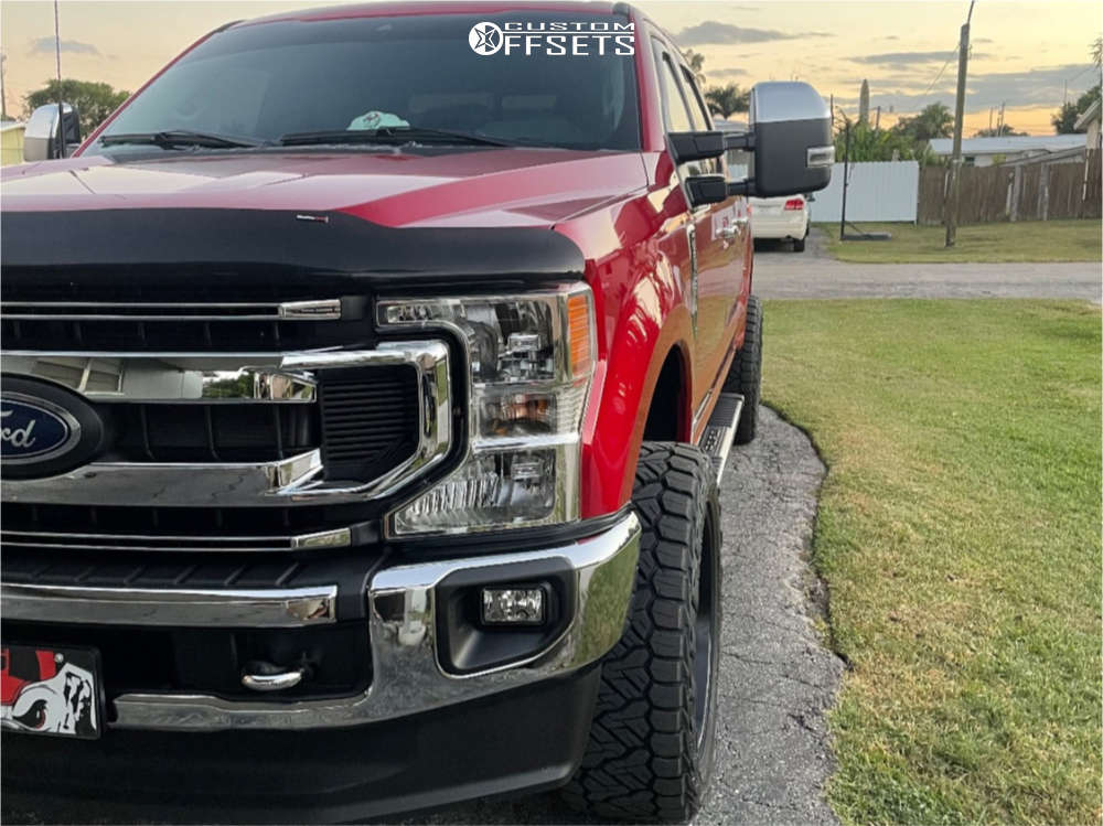 2022 Ford F-250 Super Duty with 22x10 -25 Hostile Rage and 35/12.5R22 ...