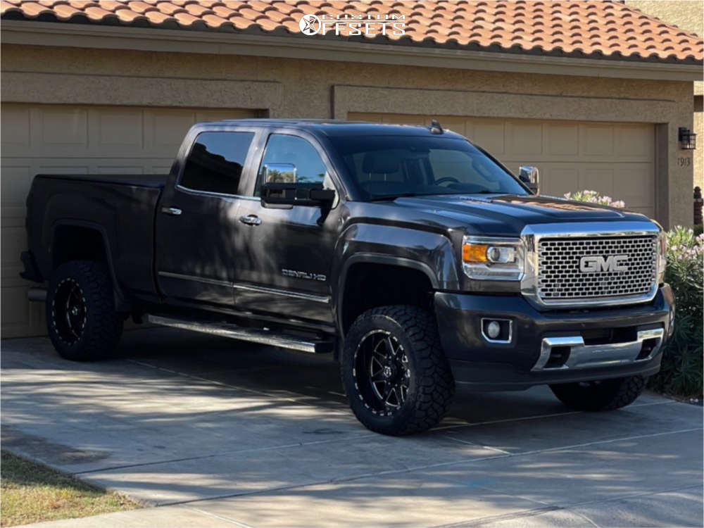 2016 GMC Sierra 2500 HD with 20x10 -25 TIS 551bm and 33/12.5R20 Kenda ...