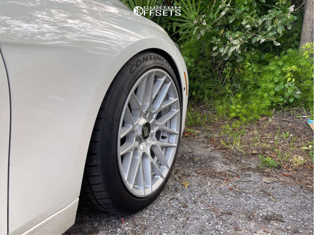 2017 BMW 330i XDrive with 18x9.5 35 Rotiform Rse and 245/45R18 ...