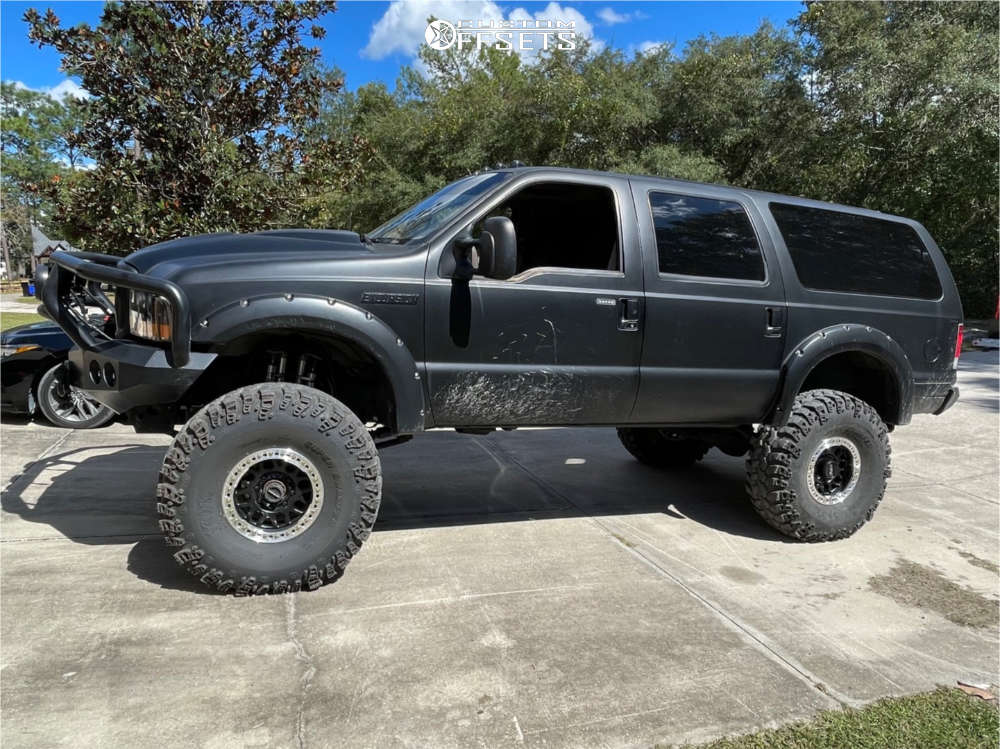 2001 Ford Excursion with 17x8.5 0 KMC Km235 and 42/14R17 Super Swamper ...