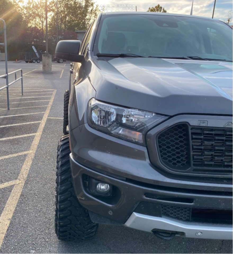 2019 Ford Ranger with 17x9 -12 Vision Flow and 33/12.5R17 Atturo Trail ...