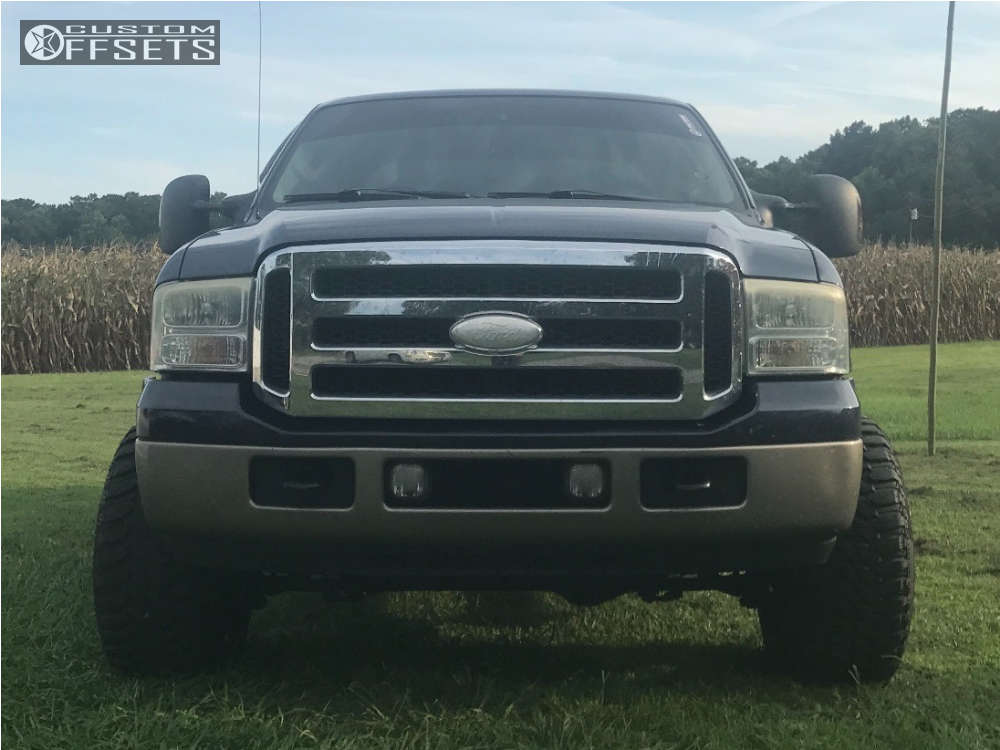 2007 Ford F-250 Super Duty with 20x14 -76 Fuel Maverick and 33/12.5R20 ...