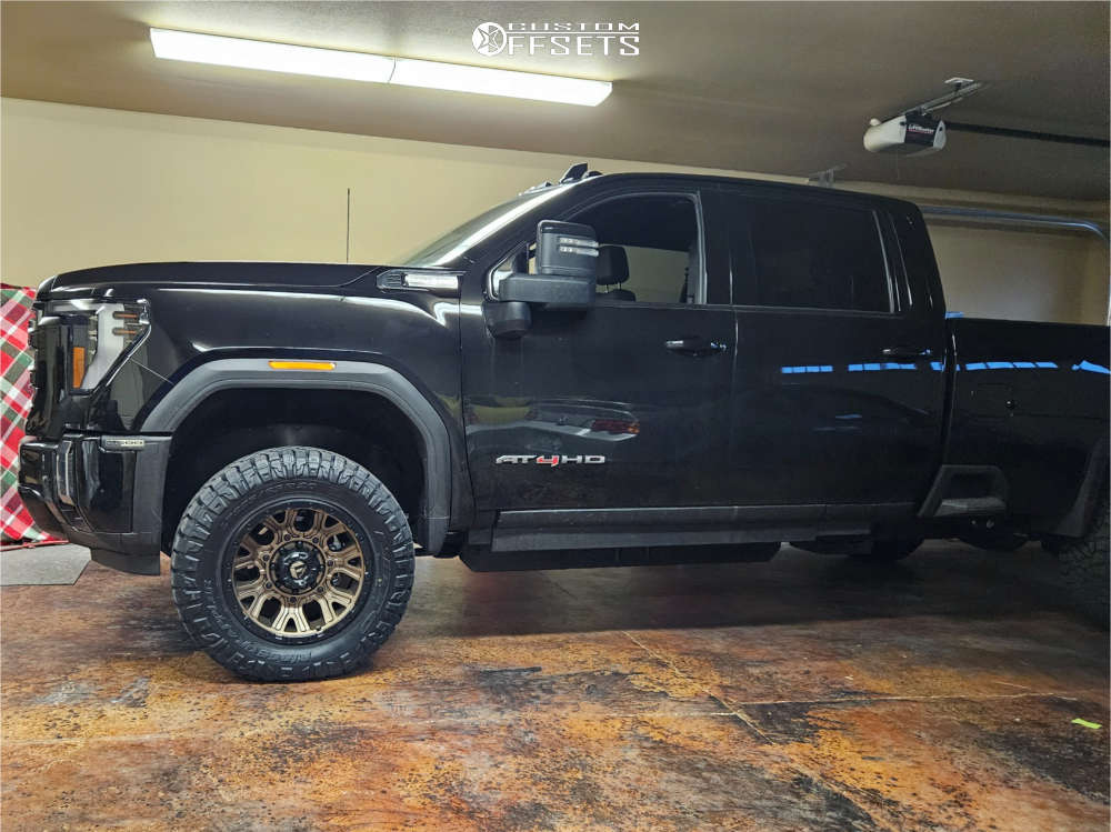 2024 GMC 3500HD AT4 with 20x9 1 Fuel Traction and 35/11.5R20 Nitto ...