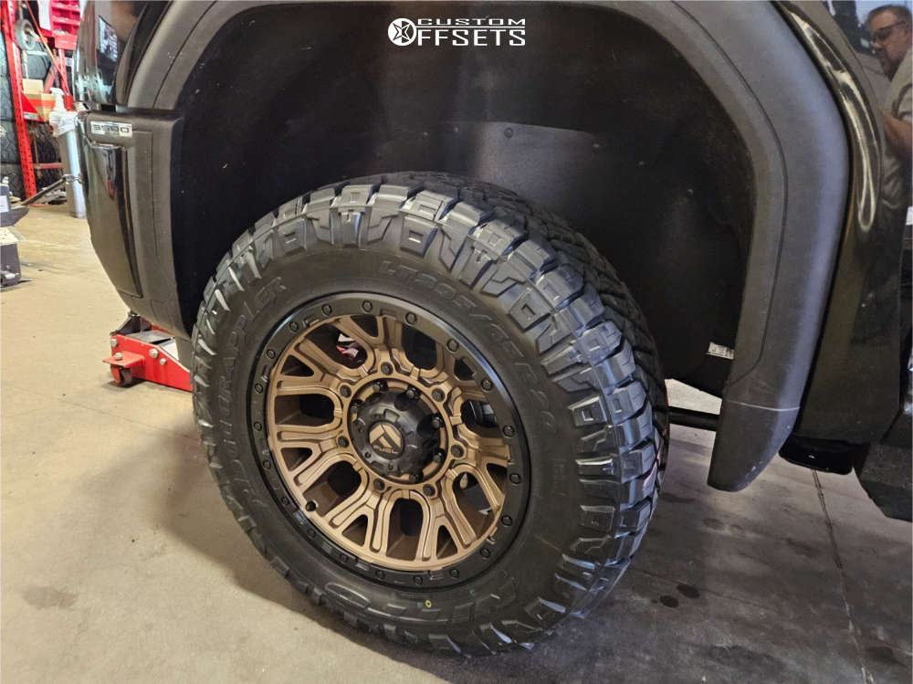 2024 GMC 3500HD AT4 with 20x9 1 Fuel Traction and 35/11.5R20 Nitto ...