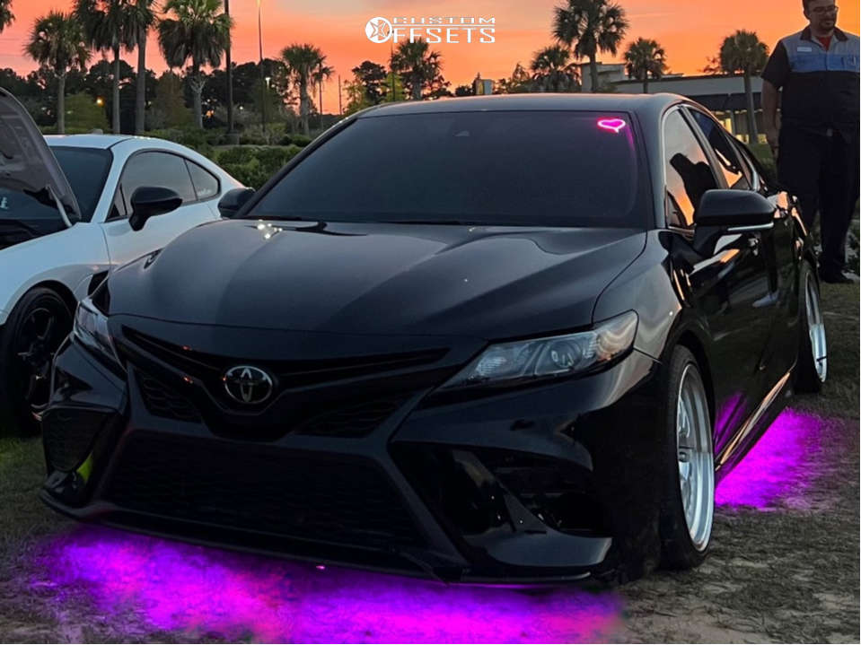 2023 Toyota Camry with 18x8.5 30 ESR Sr01 and 225/35R18 Westlake SA07 ...