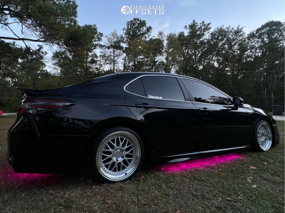 2023 Toyota Camry with 18x8.5 30 ESR Sr01 and 225/35R18 Westlake SA07 ...
