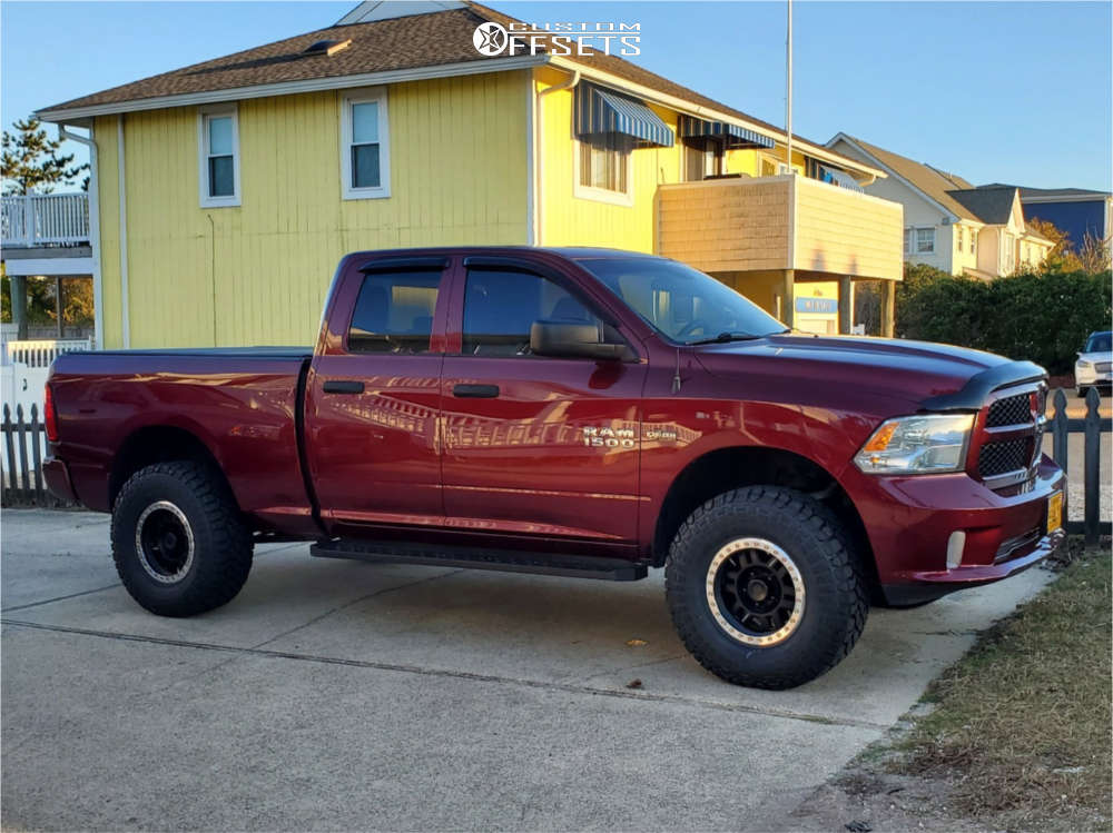 2017 Ram 1500 with 17x8.5 -15 Vision Manx Beadlock and 35/12.5R17 Kenda ...