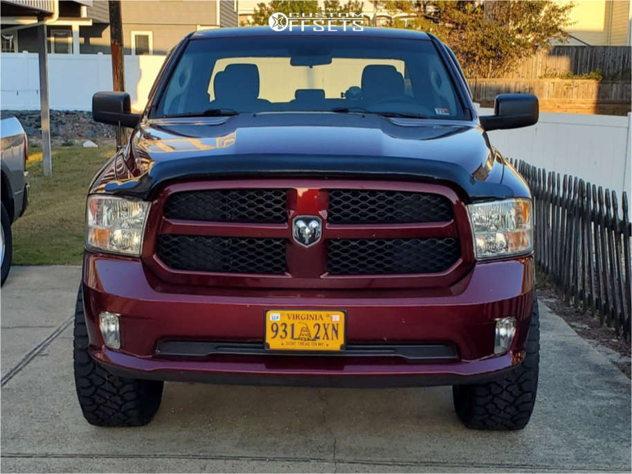 2017 Ram 1500 with 17x8.5 -15 Vision Manx Beadlock and 35/12.5R17 Kenda ...