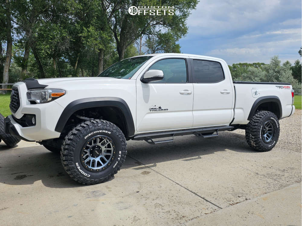 2021 Toyota Tacoma with 17x9 -12 Vision Nemesis 111 and 285/70R17 ...