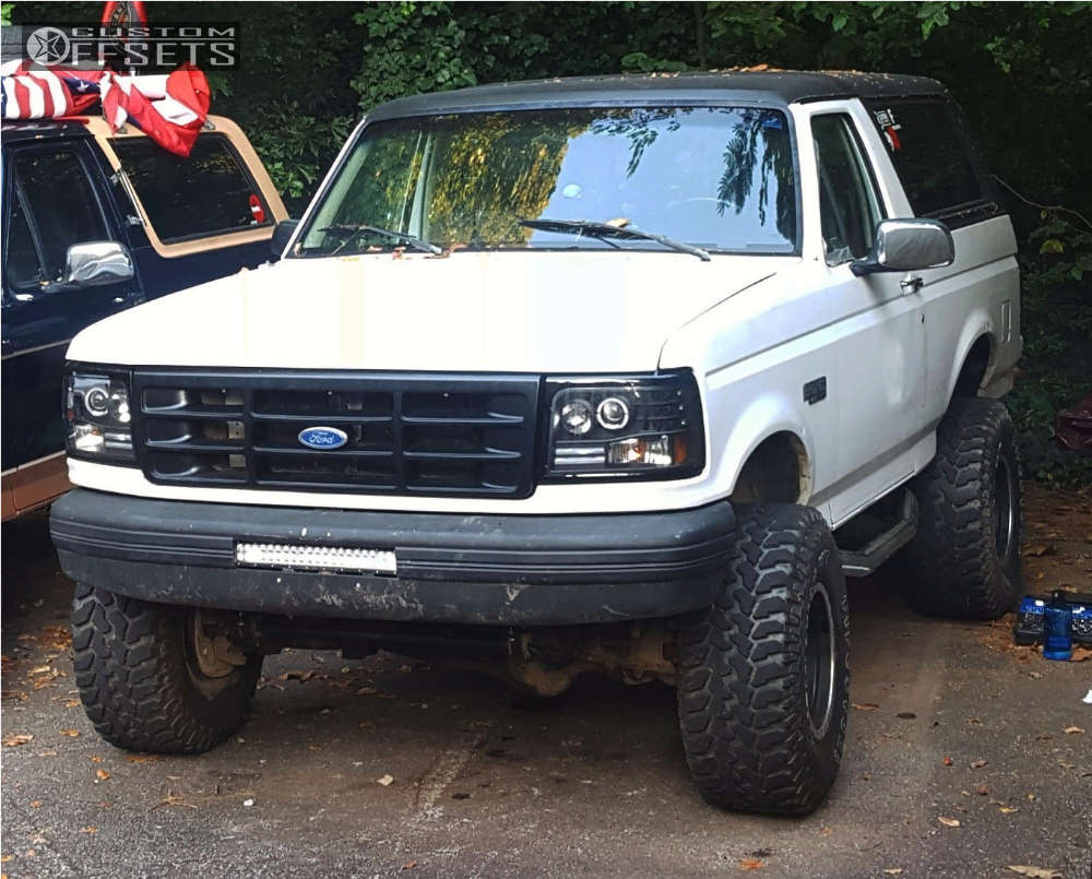 1995 Ford Bronco with 15x10 -45 Mickey Thompson Classic Baja Lock and ...