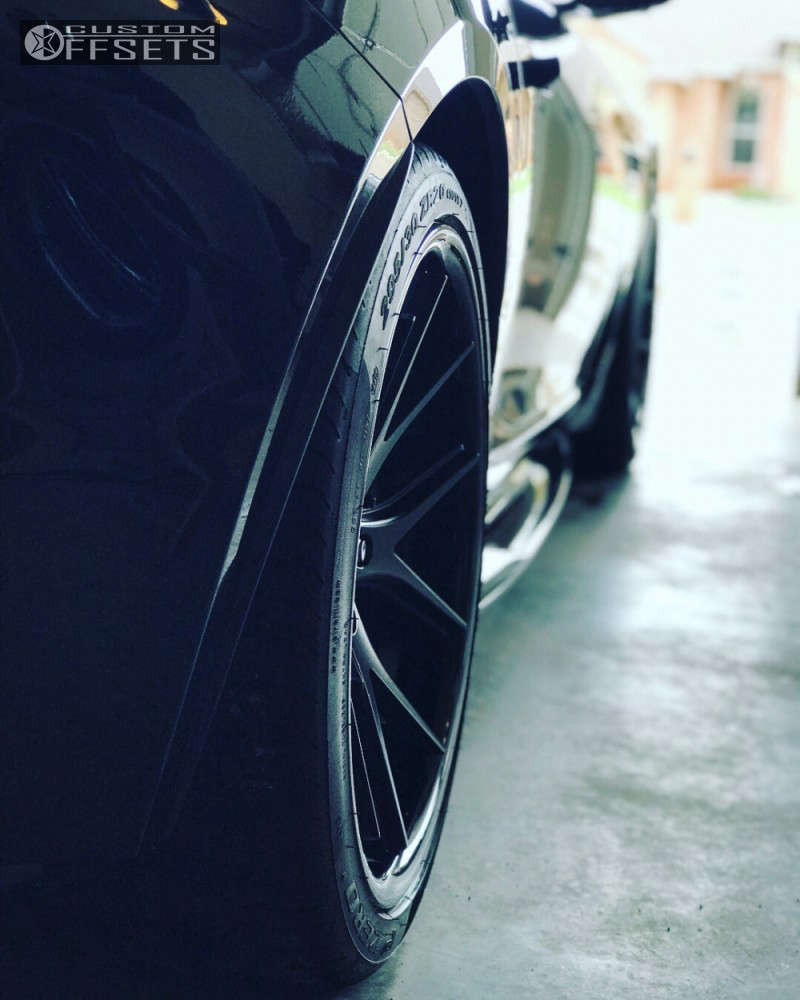 2017 Jaguar X-Type with 20x9 35 Ferrada FR2 and 255/35R20 Pirelli P ...