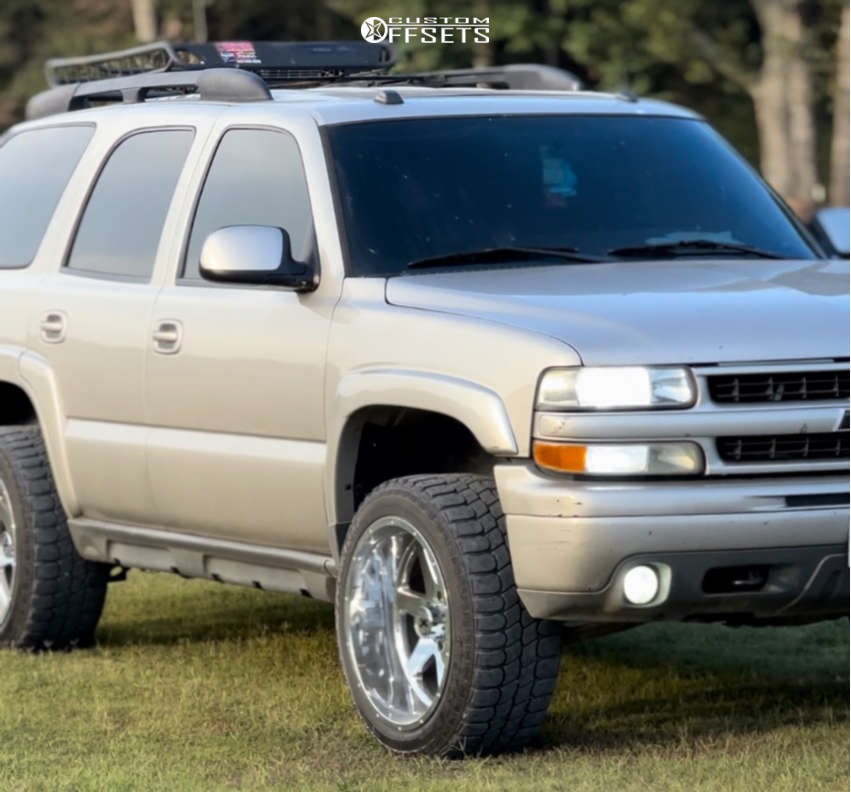 2005 Chevrolet Tahoe with 22x12 -44 Xtreme Force Xf4 and 33/12.5R22 ...