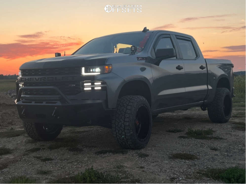2020 Chevrolet Silverado 1500 with 20x12 -44 TIS 544bmr and 33/12.5R20 ...