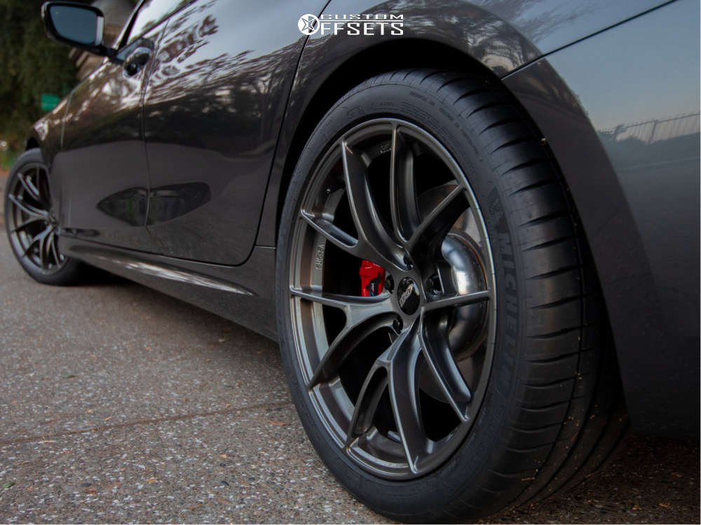 2021 BMW M340i with 19x9 25 Apex Vs-5rs and 235/40R19 Michelin Pilot ...