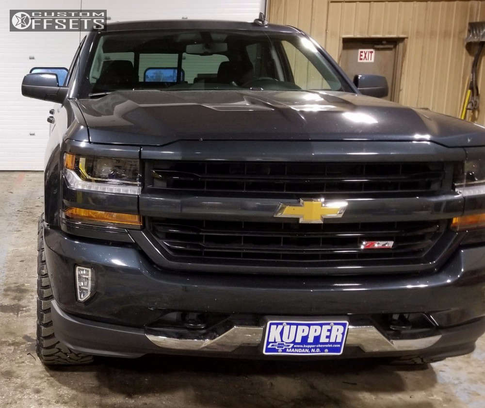 2017 Chevrolet Silverado 1500 with 18x9 0 BMF Novakane and 33/12.5R18 ...