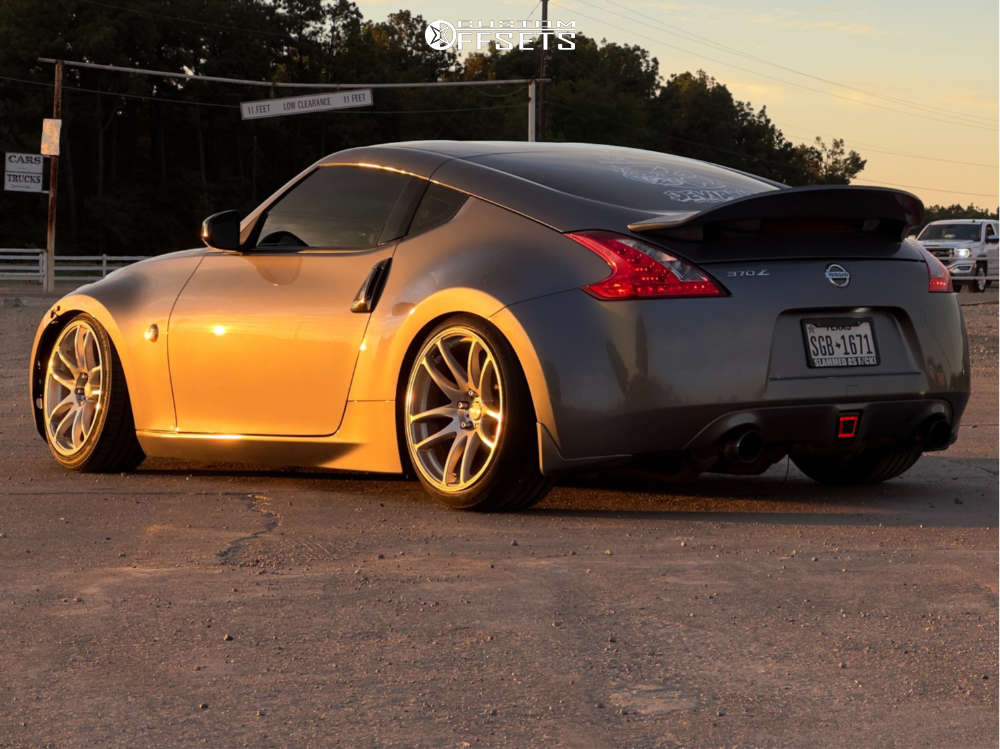 2017 Nissan 370Z with 19x9.5 22 ESR Sr08 and 245/40R19 Hankook Ventus ...