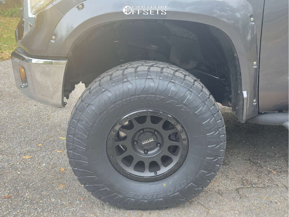 2014 Toyota Tundra with 17x8.5 0 Method MR305 and 37/12.5R17 Toyo Tires ...
