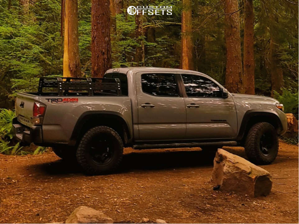 2020 Toyota Tacoma with 16x8.5 0 Motegi Mr150 Trailite and 265/75R16 ...