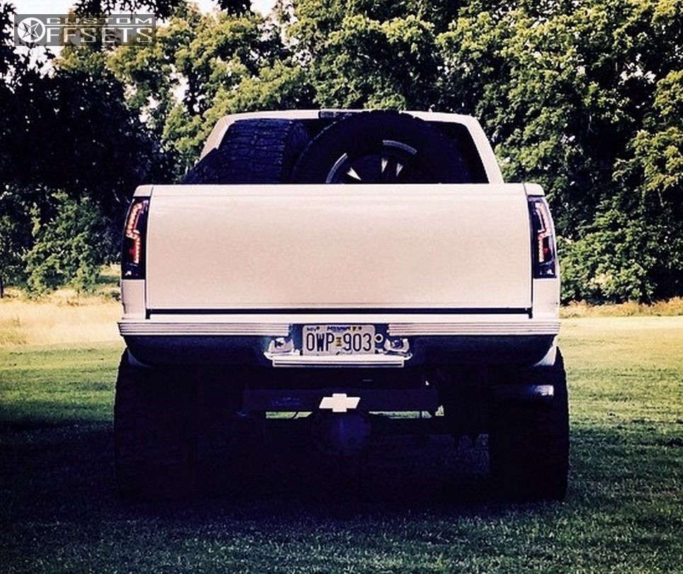 1998 Chevrolet K1500 with 20x12 -44 Fuel Hostage and 33/12.5R20 Super ...