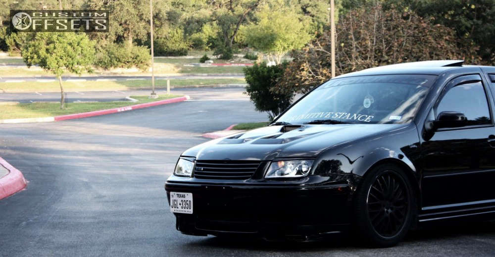 2004 Volkswagen Jetta with 18x8 20 TSW Snetterton and 225/40R18 ...