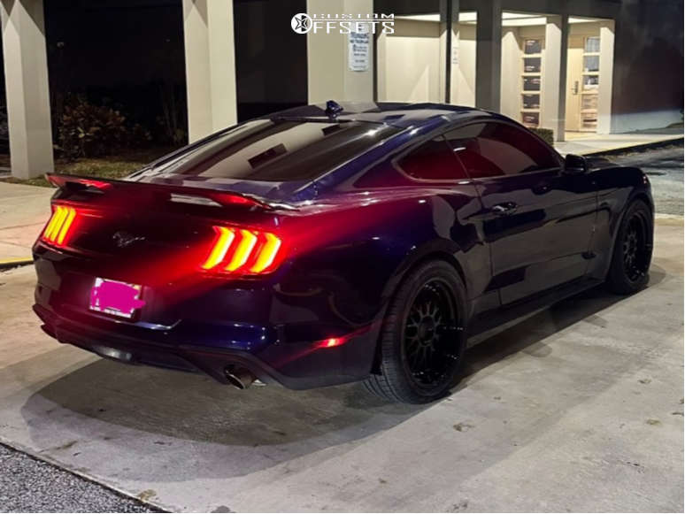 2020 Ford Mustang with 19x9.5 22 Aodhan Ah02 and 255/40R19 General G ...