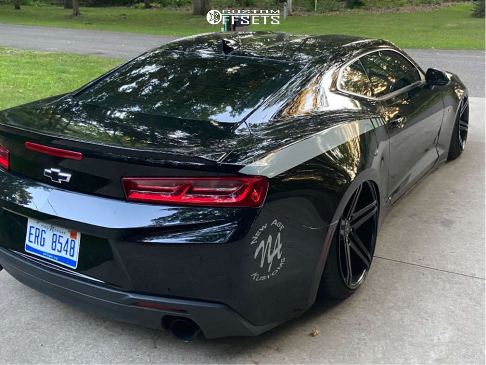 2017 Chevrolet Camaro with 20x11 28 Verde Parallax and 245/35R20 ...