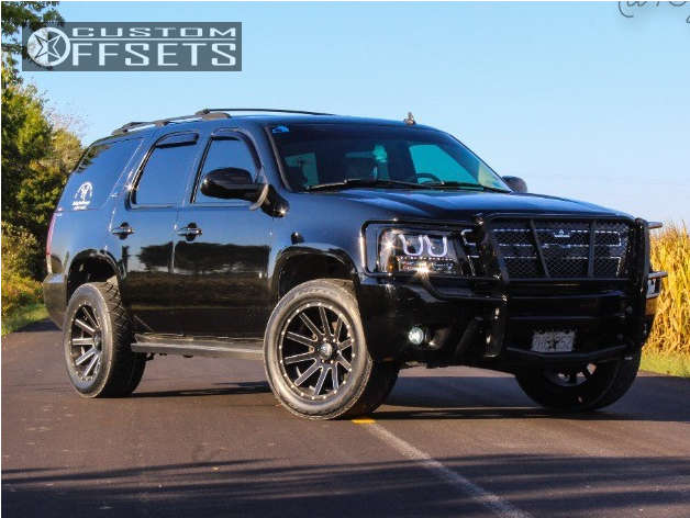 2007 Chevrolet Tahoe with 20x10 -24 XD Heist and 305/50R20 Nitto NT420V ...