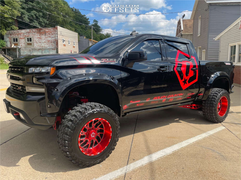 2020 Chevrolet Silverado 1500 with 20x12 -44 TIS 544rm and 37/13.5R20 ...