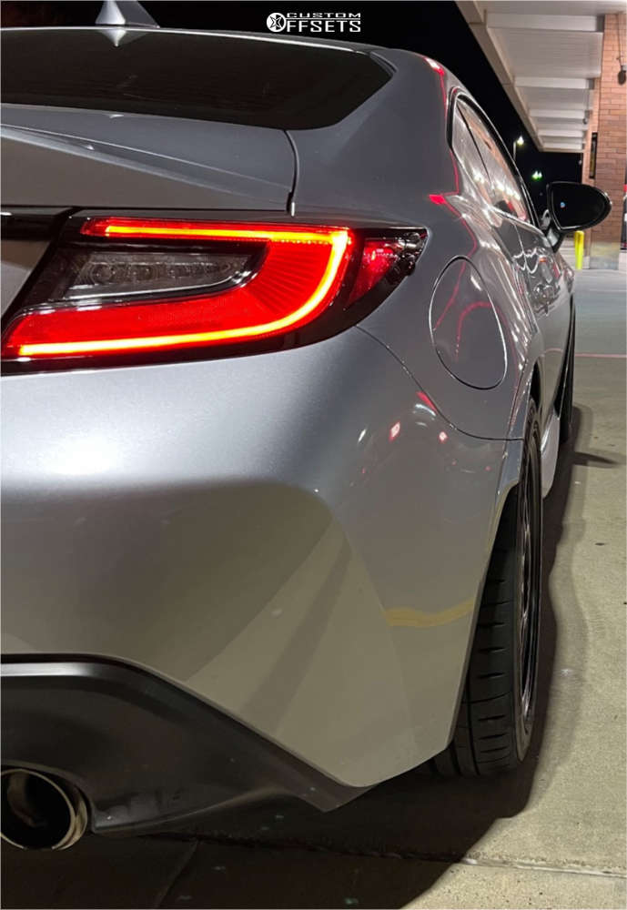 2022 Toyota GR86 with 17x8 40 Konig Hypergram and 235/45R17 Continental ...