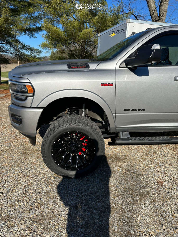 2020 Ram 2500 with 22x12 -44 Revenge Offroad RV-201 and 35/15.5R22 ...
