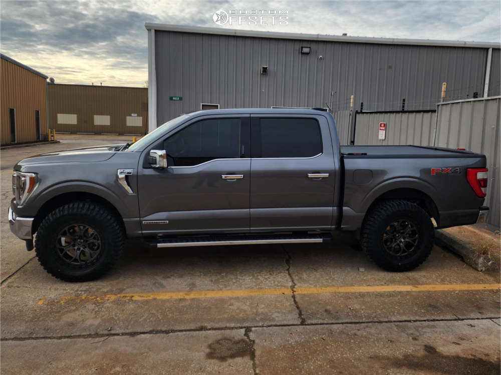 2021 Ford F-150 with 20x9 18 Weld Ledge 6 and 35/11.5R20 Radar Renegade ...