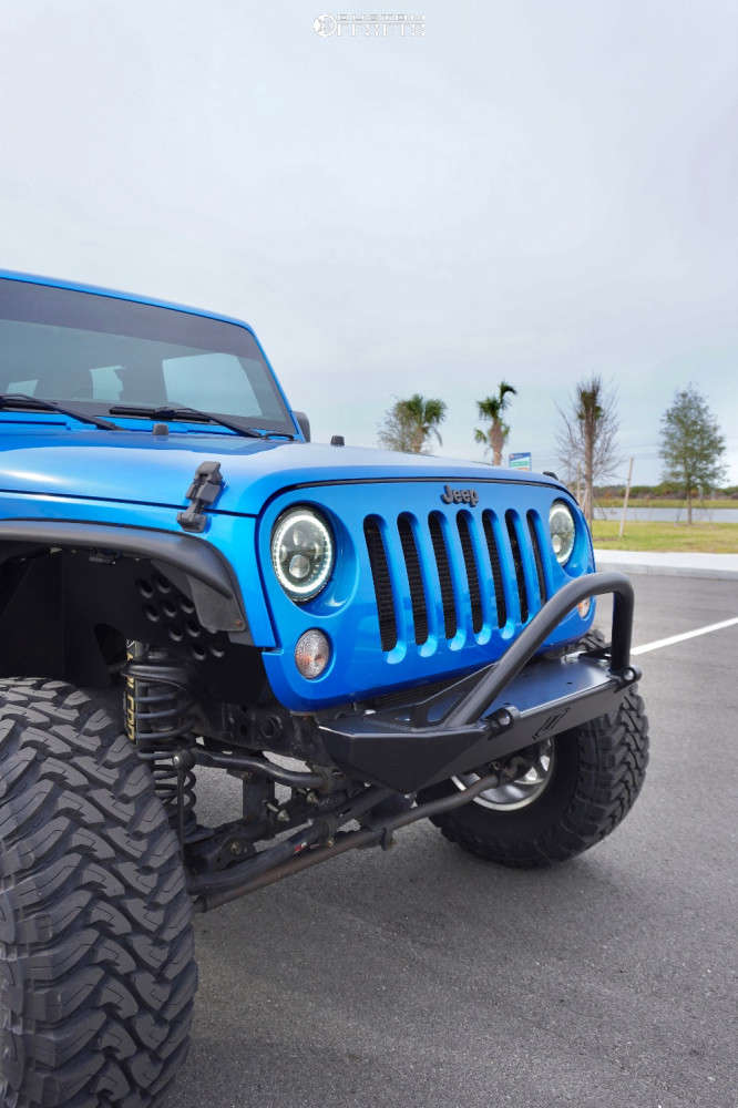 2015 Jeep Wrangler with 17x9 -12 Method Mr315 and 35/12.5R17 Toyo Tires ...