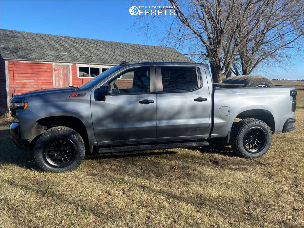 2019 Chevrolet Silverado 1500 with 20x10 -18 Lock Offroad Wheels ...