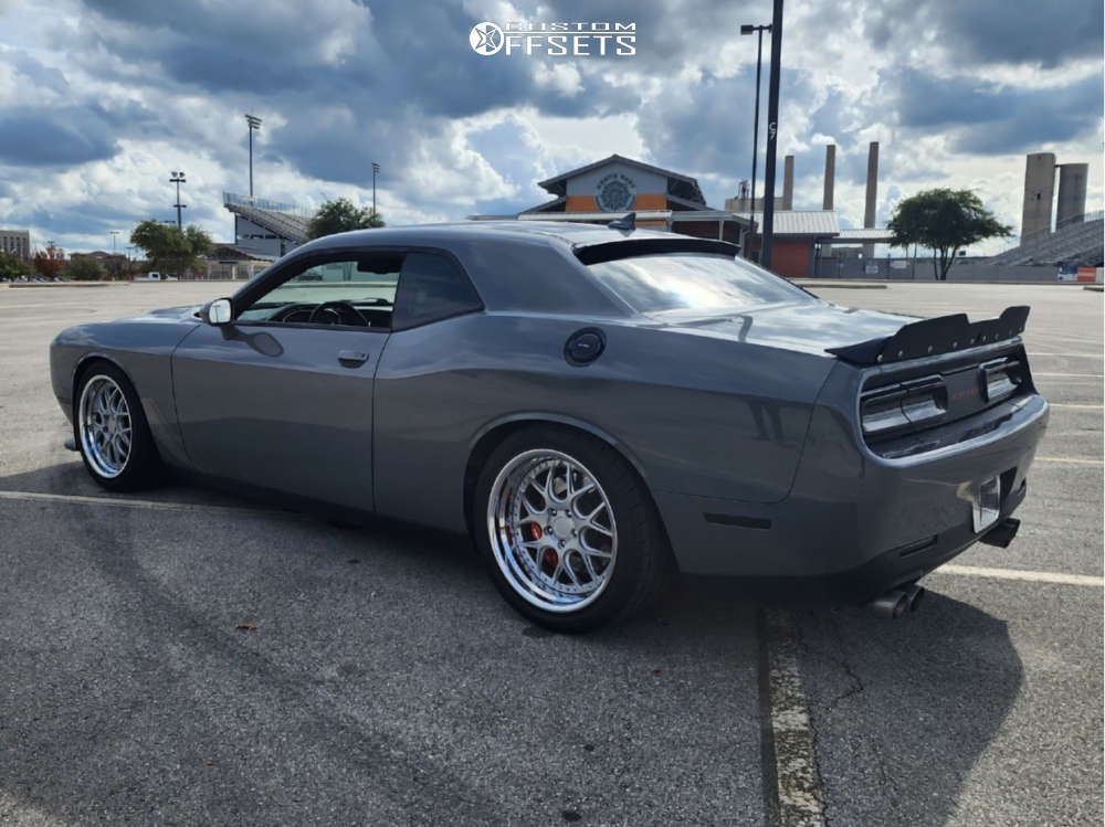 2018 Dodge Challenger with 20x8.5 15 Rennen Csl-2 and 245/45R20 Nitto ...